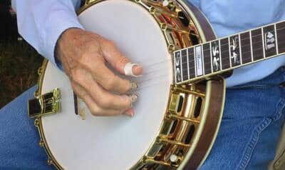 Can You Use Guitar Strings On A Banjo? (+ Important Tips)